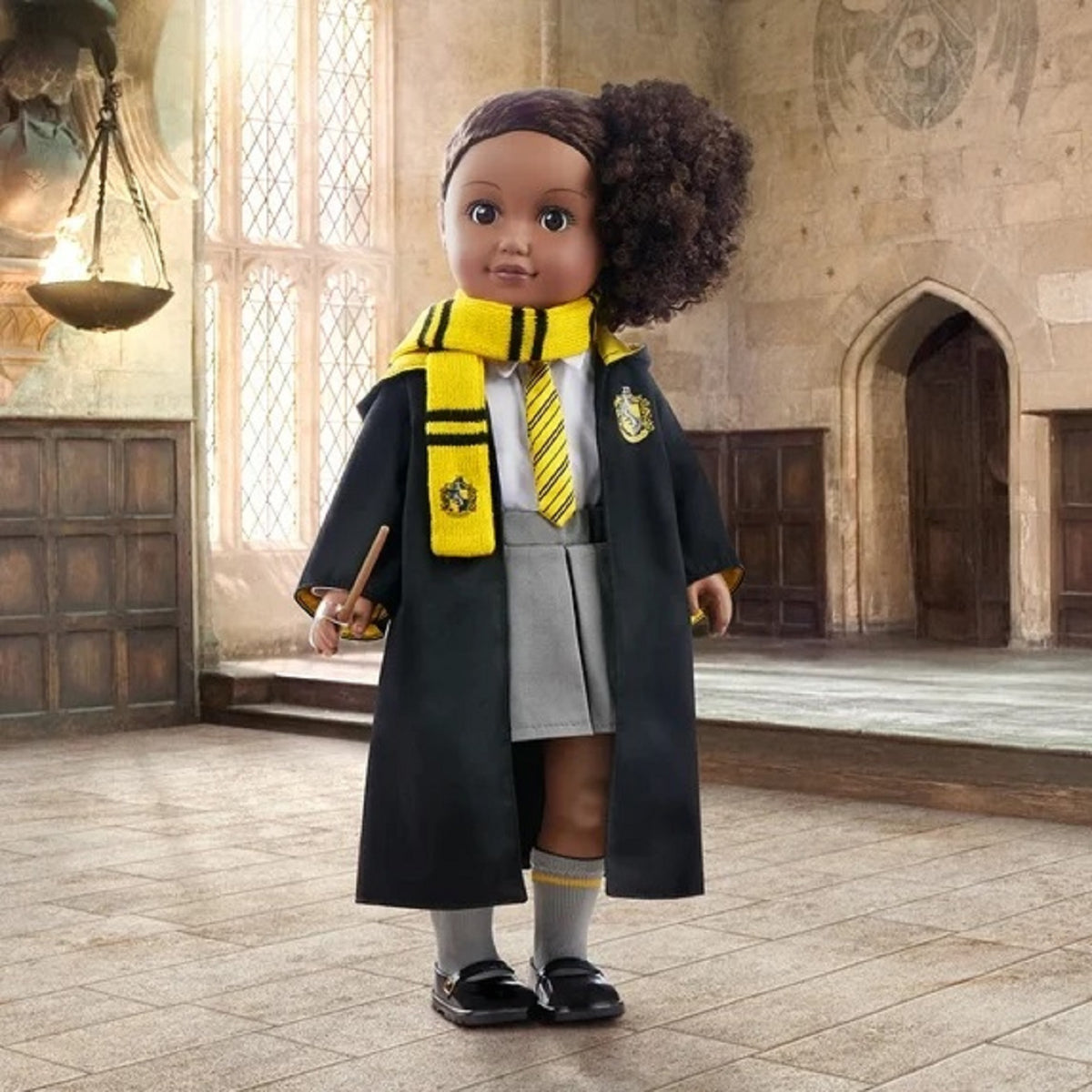 Harry Potter Hufflepuff School Uniform with Wand for 18-inch Dolls ...