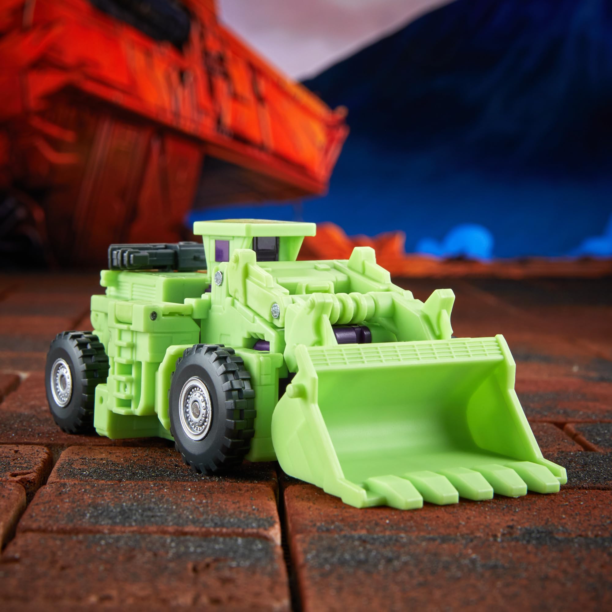 Transformers G0562 Studio Series Voyager Class Constructicon Scrapper ...