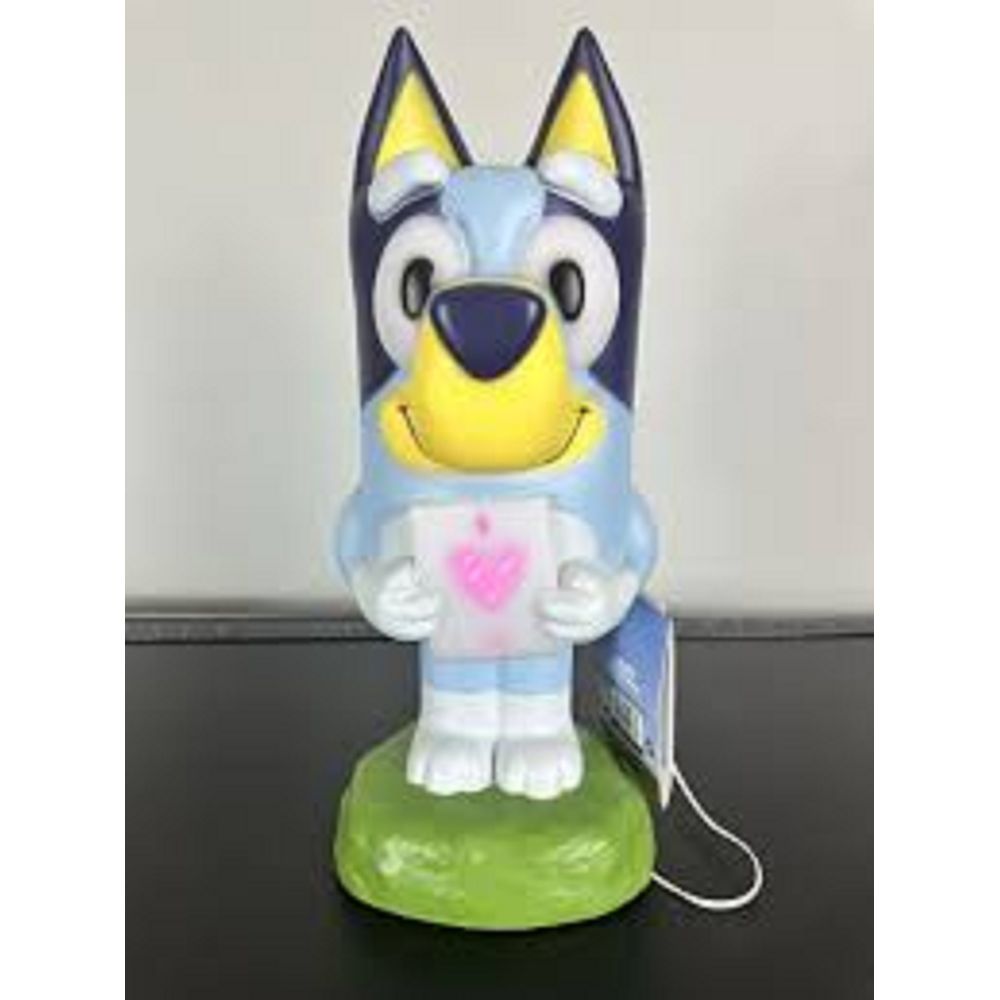 Gemmy SIL-3434 Bluey Valentines Day Blow Mold Tabletop Decor with Hear ...